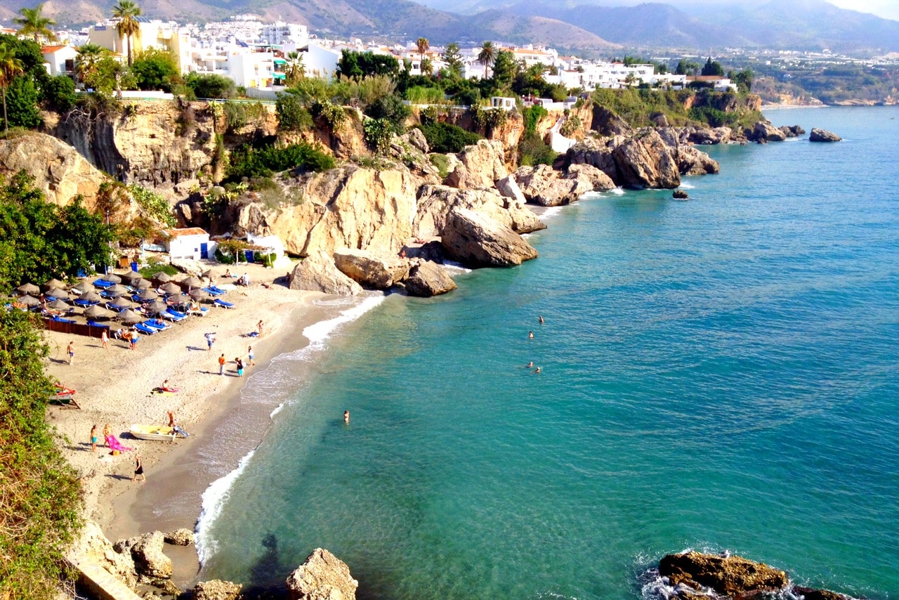Die schönsten Orte in Andalusien am Meer - Travelastronaut